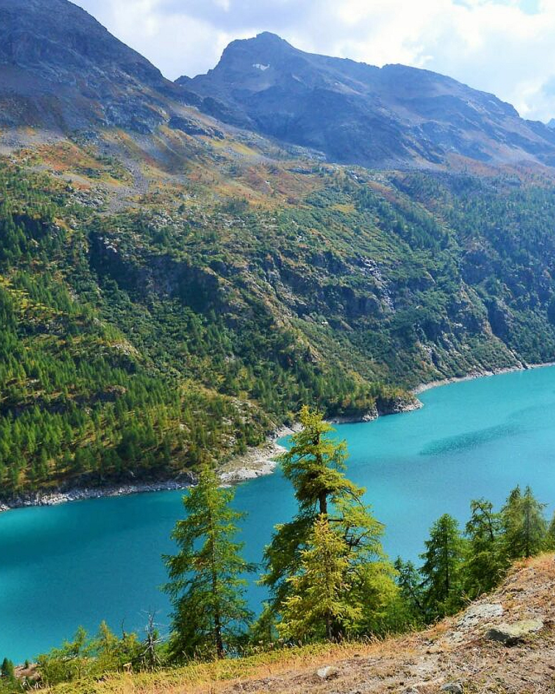 Lago di Place Moulin, trekking sullo specchio turchese della Valpelline ...