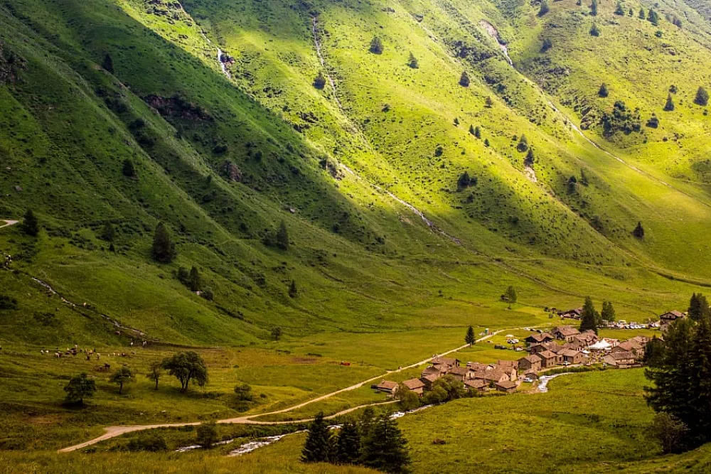 Dalle Scale del Miller ai Laghi Ghiacciati: questo percorso in Val ...