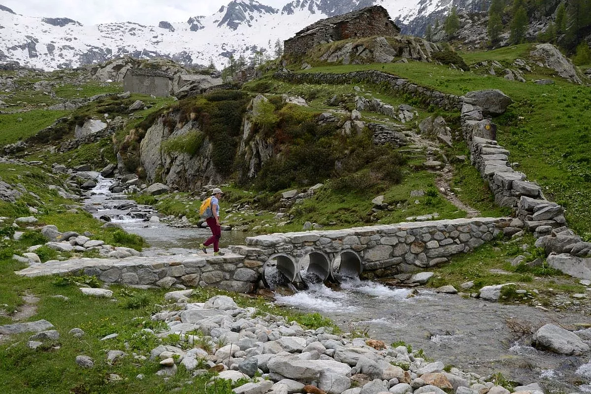 Un trekking completamente immerso nella selvaggia natura della Valle di ...