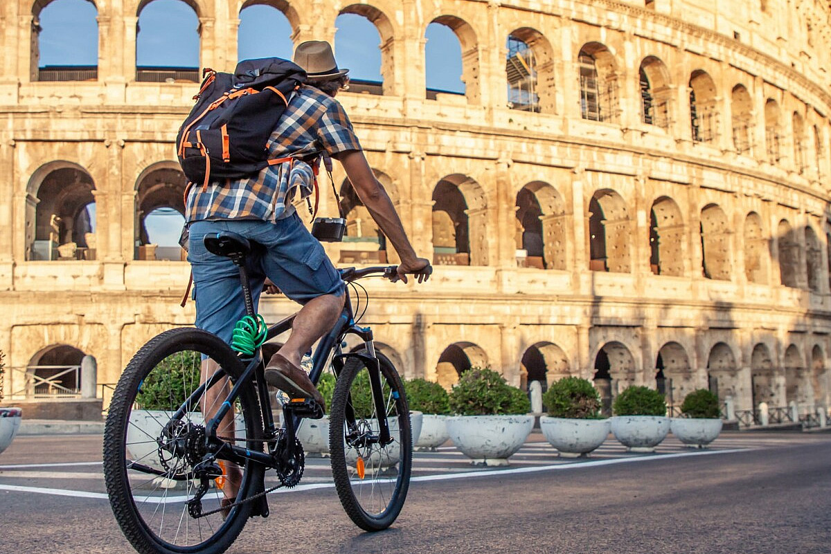 Come visitare Roma in sella alle due ruote: le migliori ciclabili della ...