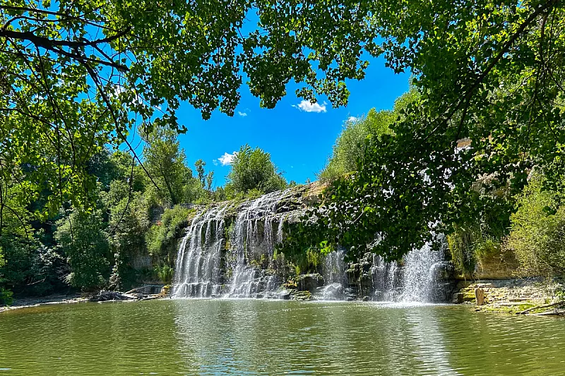 Le cinque cascate più belle delle Marche da scoprire con una giornata ...